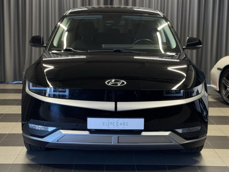 Черный Хендай Ioniq 2021 в Рига, объемом двигателя 0.00 л и пробегом 82 тыс. км за 29990 €, фото 1 на AUTOMOTO.COM.LV