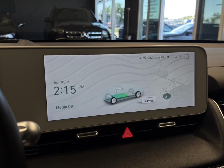 Черный Хендай Ioniq 2021 в Рига, объемом двигателя 0.00 л и пробегом 82 тыс. км за 29990 €, фото 16 на AUTOMOTO.COM.LV