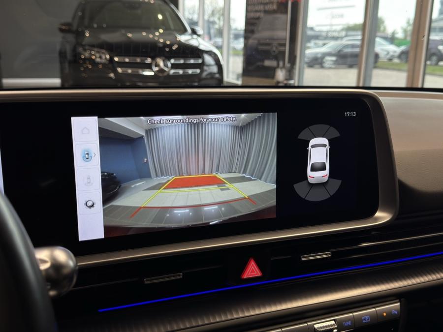 Black Hyundai Ioniq 2023 in Riga, with an engine capacity of 0.00 L and mileage of 77 thousand km for 31990 €, photo 18 on AUTOMOTO.COM.LV