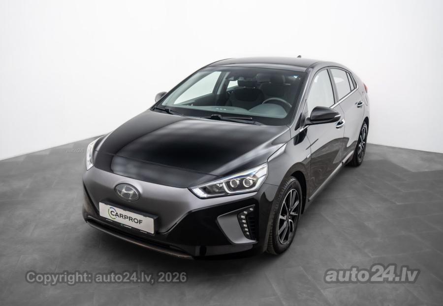 Черный Хендай Ioniq 2017 в Таллин, объемом двигателя 0.00 л и пробегом 142 тыс. км за 12899 €, фото 1 на AUTOMOTO.COM.LV
