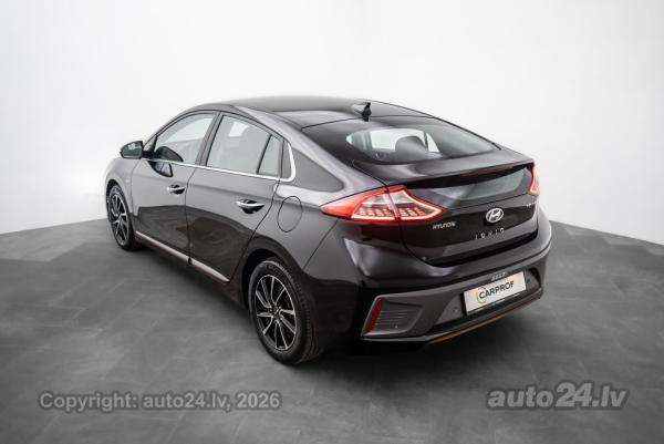 Черный Хендай Ioniq 2017 в Таллин, объемом двигателя 0.00 л и пробегом 142 тыс. км за 12899 €, фото 6 на AUTOMOTO.COM.LV