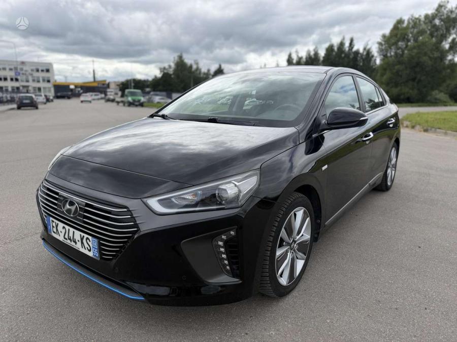 Melns Hyundai Ioniq 2017 Tauragė, ar dzinēja tilpumu 1.58 L un nobraukumu 188 tūkst. km par 8800 €, foto 1 vietnē AUTOMOTO.COM.LV