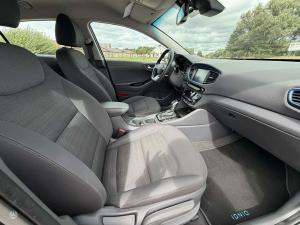 Melns Hyundai Ioniq 2017 Tauragė, ar dzinēja tilpumu 1.58 L un nobraukumu 188 tūkst. km par 8800 €, foto 12 vietnē AUTOMOTO.COM.LV