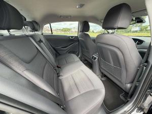 Melns Hyundai Ioniq 2017 Tauragė, ar dzinēja tilpumu 1.58 L un nobraukumu 188 tūkst. km par 8800 €, foto 14 vietnē AUTOMOTO.COM.LV