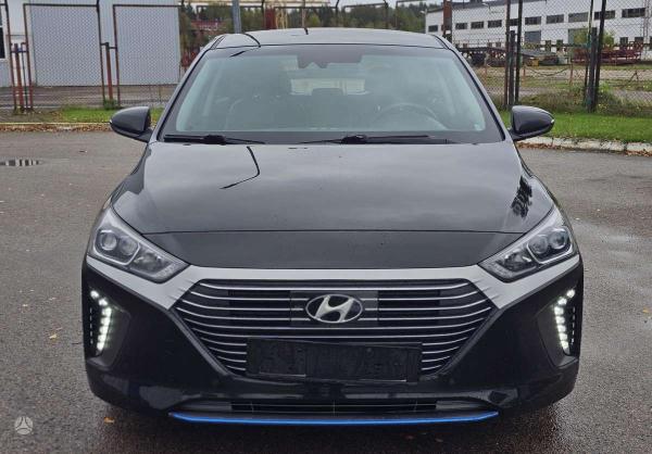 Черный Хендай Ioniq 2018 в Рокишкис, объемом двигателя 1.58 л и пробегом 150 тыс. км за 9950 €, фото 4 на AUTOMOTO.COM.LV