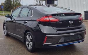 Черный Хендай Ioniq 2018 в Рокишкис, объемом двигателя 1.58 л и пробегом 150 тыс. км за 9950 €, фото 7 на AUTOMOTO.COM.LV