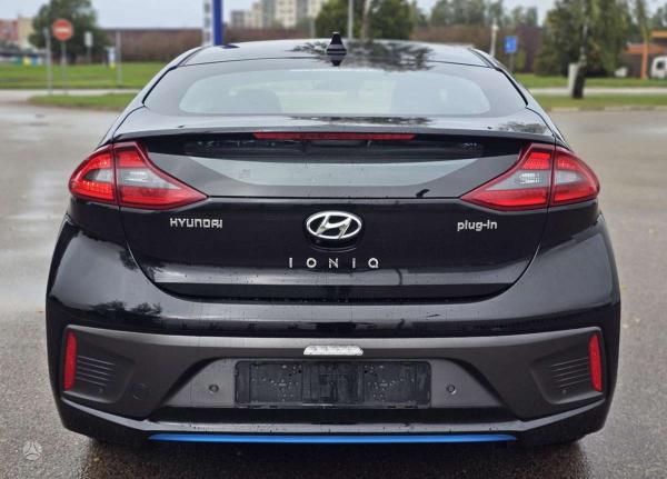 Черный Хендай Ioniq 2018 в Рокишкис, объемом двигателя 1.58 л и пробегом 150 тыс. км за 9950 €, фото 8 на AUTOMOTO.COM.LV