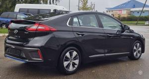 Черный Хендай Ioniq 2018 в Рокишкис, объемом двигателя 1.58 л и пробегом 150 тыс. км за 9950 €, фото 14 на AUTOMOTO.COM.LV