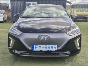 Черный Хендай Ioniq 2019 в Лиепая, объемом двигателя 1.60 л и пробегом 260 тыс. км за 9600 €, фото 3 на AUTOMOTO.COM.LV