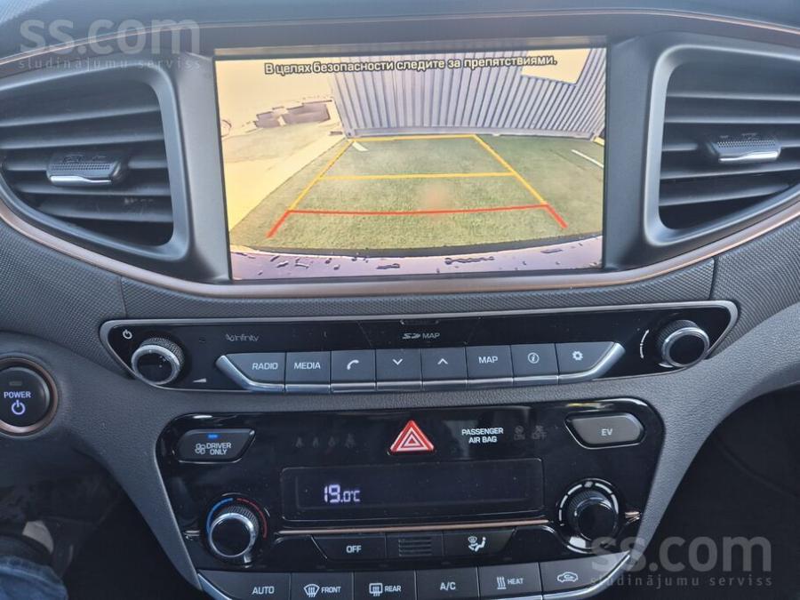 Черный Хендай Ioniq 2019 в Лиепая, объемом двигателя 1.60 л и пробегом 260 тыс. км за 9600 €, фото 16 на AUTOMOTO.COM.LV