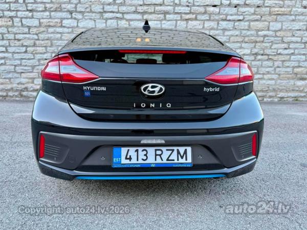 Black Hyundai Ioniq 2019 in Tallinn, with an engine capacity of 1.60 L and mileage of 205 thousand km for 11200 €, photo 4 on AUTOMOTO.COM.LV