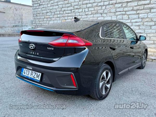Black Hyundai Ioniq 2019 in Tallinn, with an engine capacity of 1.60 L and mileage of 205 thousand km for 11200 €, photo 5 on AUTOMOTO.COM.LV
