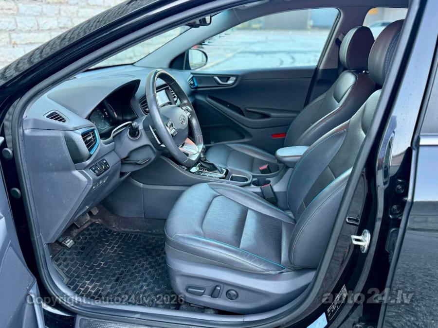 Melns Hyundai Ioniq 2019 Tallina, ar dzinēja tilpumu 1.60 L un nobraukumu 205 tūkst. km par 11200 €, foto 11 vietnē AUTOMOTO.COM.LV
