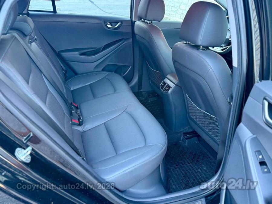 Melns Hyundai Ioniq 2019 Tallina, ar dzinēja tilpumu 1.60 L un nobraukumu 205 tūkst. km par 11200 €, foto 14 vietnē AUTOMOTO.COM.LV