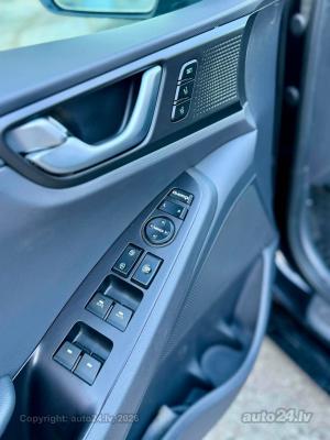 Melns Hyundai Ioniq 2019 Tallina, ar dzinēja tilpumu 1.60 L un nobraukumu 205 tūkst. km par 11200 €, foto 20 vietnē AUTOMOTO.COM.LV