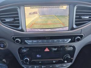 Black Hyundai Ioniq 2019 in Liepaja, with an engine capacity of 0.00 L and mileage of 260 thousand km for 9600 €, photo 17 on AUTOMOTO.COM.LV