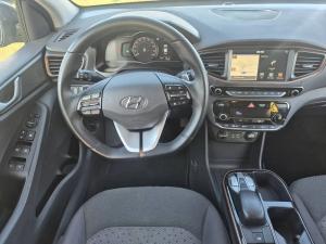 Black Hyundai Ioniq 2019 in Liepaja, with an engine capacity of 0.00 L and mileage of 260 thousand km for 9600 €, photo 18 on AUTOMOTO.COM.LV