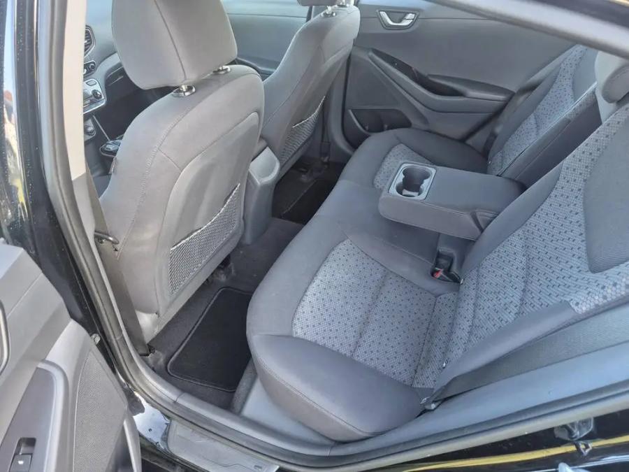 Black Hyundai Ioniq 2019 in Liepaja, with an engine capacity of 0.00 L and mileage of 260 thousand km for 9600 €, photo 20 on AUTOMOTO.COM.LV
