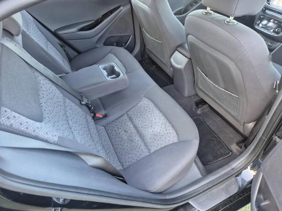 Black Hyundai Ioniq 2019 in Liepaja, with an engine capacity of 0.00 L and mileage of 260 thousand km for 9600 €, photo 21 on AUTOMOTO.COM.LV