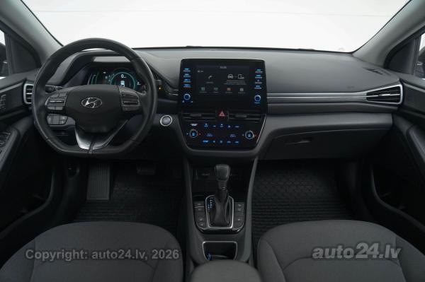 Melns Hyundai Ioniq 2020 Tallina, ar dzinēja tilpumu 1.60 L un nobraukumu 65 tūkst. km par 15990 €, foto 8 vietnē AUTOMOTO.COM.LV