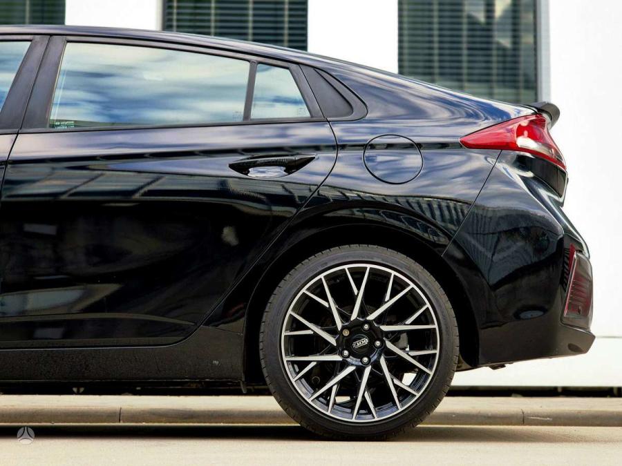 Черный Хендай Ioniq 2020 в Вильнюс, объемом двигателя 1.58 л и пробегом 56 тыс. км за 14883 €, фото 5 на AUTOMOTO.COM.LV