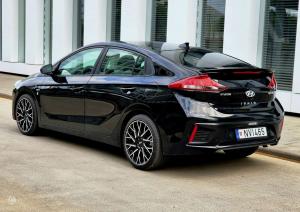 Черный Хендай Ioniq 2020 в Вильнюс, объемом двигателя 1.58 л и пробегом 56 тыс. км за 14883 €, фото 11 на AUTOMOTO.COM.LV