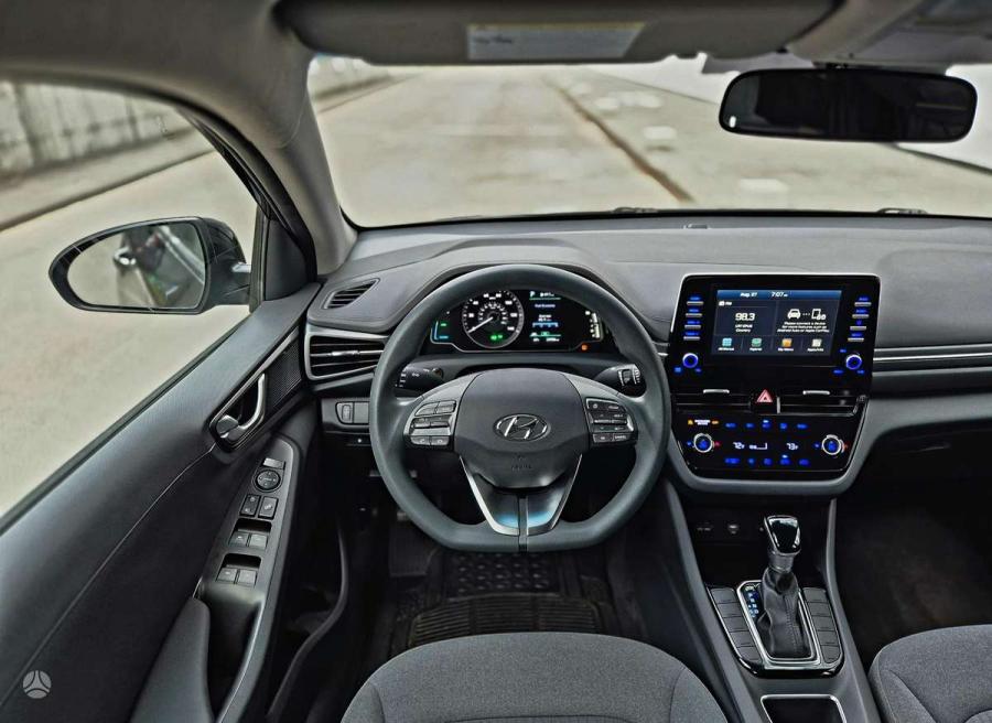 Черный Хендай Ioniq 2020 в Вильнюс, объемом двигателя 1.58 л и пробегом 56 тыс. км за 14883 €, фото 40 на AUTOMOTO.COM.LV