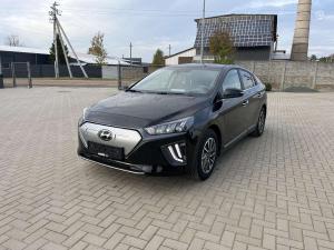 Black Hyundai Ioniq 2022 in Taurage, with an engine capacity of 0.00 L and mileage of 62 thousand km for 14250 €, photo 3 on AUTOMOTO.COM.LV