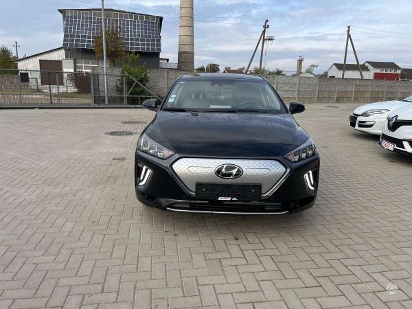 Melns Hyundai Ioniq 2022 Tauragė, ar dzinēja tilpumu 0.00 L un nobraukumu 62 tūkst. km par 14250 €, foto 4 vietnē AUTOMOTO.COM.LV