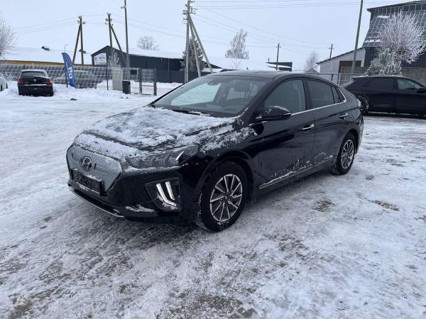 Melns Hyundai Ioniq 2022 Tauragė, ar dzinēja tilpumu 0.00 L un nobraukumu 62 tūkst. km par 14250 €, foto 3 vietnē AUTOMOTO.COM.LV