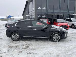Melns Hyundai Ioniq 2022 Tauragė, ar dzinēja tilpumu 0.00 L un nobraukumu 62 tūkst. km par 14250 €, foto 5 vietnē AUTOMOTO.COM.LV
