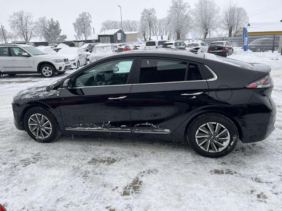 Melns Hyundai Ioniq 2022 Tauragė, ar dzinēja tilpumu 0.00 L un nobraukumu 62 tūkst. km par 14250 €, foto 11 vietnē AUTOMOTO.COM.LV