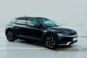 Melns Hyundai Ioniq 2023 Rīga, ar dzinēja tilpumu 0.00 L un nobraukumu 58 tūkst. km par 28650 €, foto 18 vietnē AUTOMOTO.COM.LV