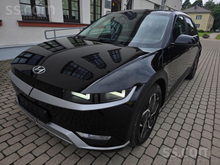 Black Hyundai Ioniq 2023 in Jelgava, with an engine capacity of 0.00 L and mileage of 87 thousand km for 25800 €, photo 1 on AUTOMOTO.COM.LV
