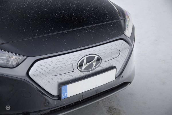 Melns Hyundai Ioniq 2022 Viļņa, ar dzinēja tilpumu 0.00 L un nobraukumu 46 tūkst. km par 20990 €, foto 8 vietnē AUTOMOTO.COM.LV