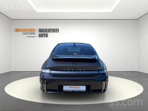 Черный Хендай Ioniq 2024 в Рига, объемом двигателя 0.00 л и пробегом 19 тыс. км за 38490 €, фото 5 на AUTOMOTO.COM.LV