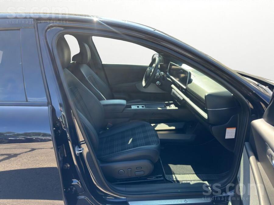 Черный Хендай Ioniq 2024 в Рига, объемом двигателя 0.00 л и пробегом 19 тыс. км за 38490 €, фото 19 на AUTOMOTO.COM.LV