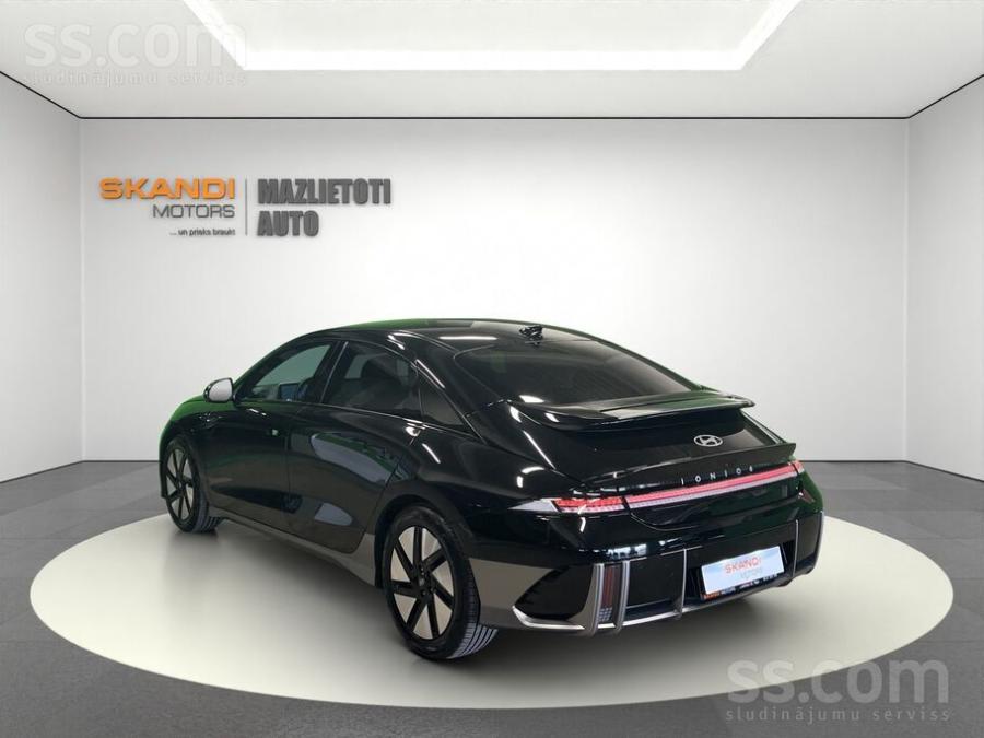 Melns Hyundai Ioniq 2024 Rīga, ar dzinēja tilpumu 0.00 L un nobraukumu 34 tūkst. km par 34490 €, foto 5 vietnē AUTOMOTO.COM.LV