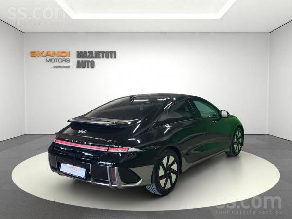 Hyundai Ioniq 2024 Rīga vietnē Melns Hyundai Ioniq 2024 Rīga, ar dzinēja tilpumu 0.00 L un nobraukumu 34 tūkst. km par 34490 €, foto 7 vietnē AUTOMOTO.COM.LV