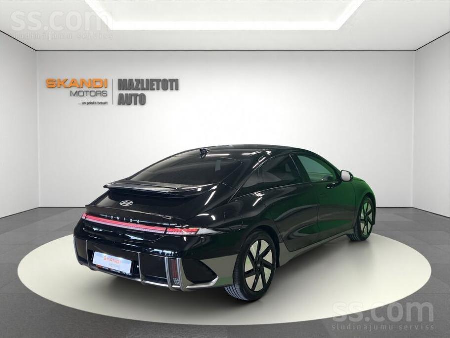 Melns Hyundai Ioniq 2024 Rīga, ar dzinēja tilpumu 0.00 L un nobraukumu 34 tūkst. km par 34490 €, foto 7 vietnē AUTOMOTO.COM.LV