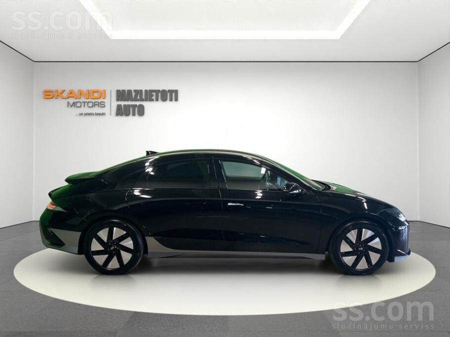 Melns Hyundai Ioniq 2024 Rīga, ar dzinēja tilpumu 0.00 L un nobraukumu 34 tūkst. km par 34490 €, foto 8 vietnē AUTOMOTO.COM.LV