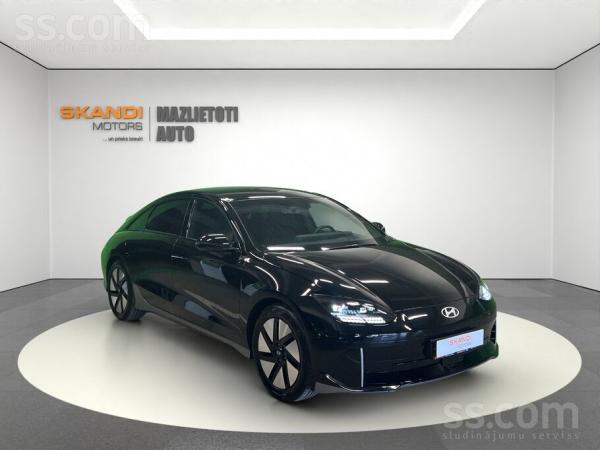 Hyundai Ioniq 2024 Rīga vietnē Melns Hyundai Ioniq 2024 Rīga, ar dzinēja tilpumu 0.00 L un nobraukumu 34 tūkst. km par 34490 €, foto 9 vietnē AUTOMOTO.COM.LV