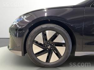 Black Hyundai Ioniq 2024 in Riga, with an engine capacity of 0.00 L and mileage of 12 thousand km for 28990 €, photo 10 on AUTOMOTO.COM.LV