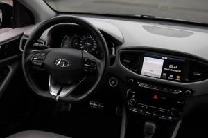 Черный Хендай Ioniq 2016 в Елгава, объемом двигателя 1.60 л и пробегом 212 тыс. км за 8950 €, фото 13 на AUTOMOTO.COM.LV