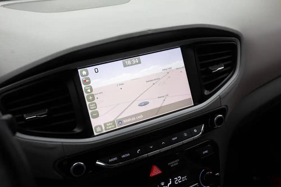 Черный Хендай Ioniq 2016 в Елгава, объемом двигателя 1.60 л и пробегом 212 тыс. км за 8950 €, фото 25 на AUTOMOTO.COM.LV