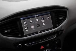 Черный Хендай Ioniq 2016 в Елгава, объемом двигателя 1.60 л и пробегом 212 тыс. км за 8950 €, фото 26 на AUTOMOTO.COM.LV