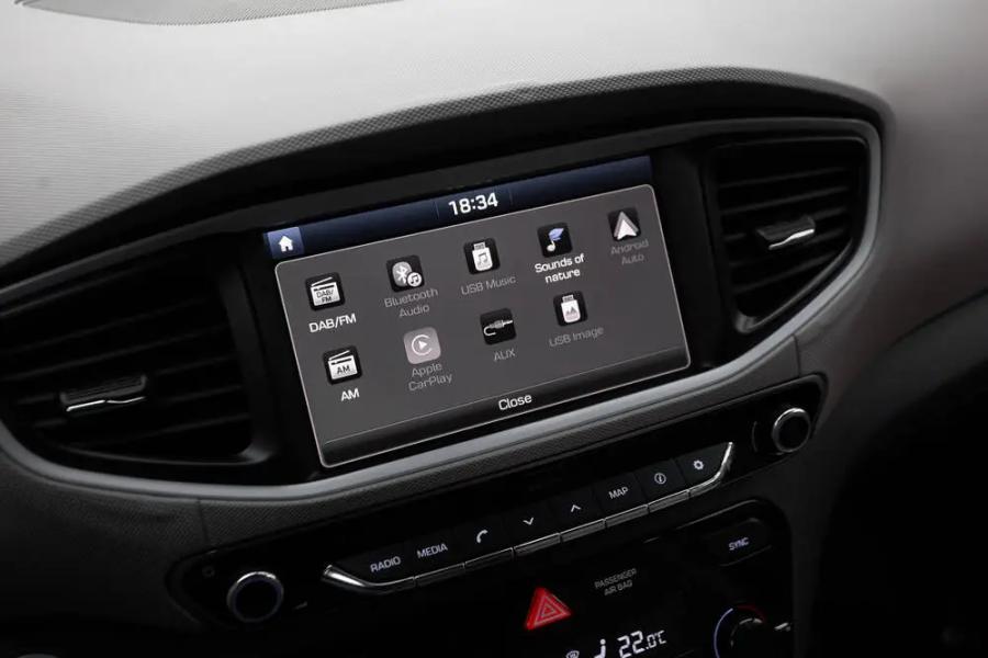 Черный Хендай Ioniq 2016 в Елгава, объемом двигателя 1.60 л и пробегом 212 тыс. км за 8950 €, фото 26 на AUTOMOTO.COM.LV