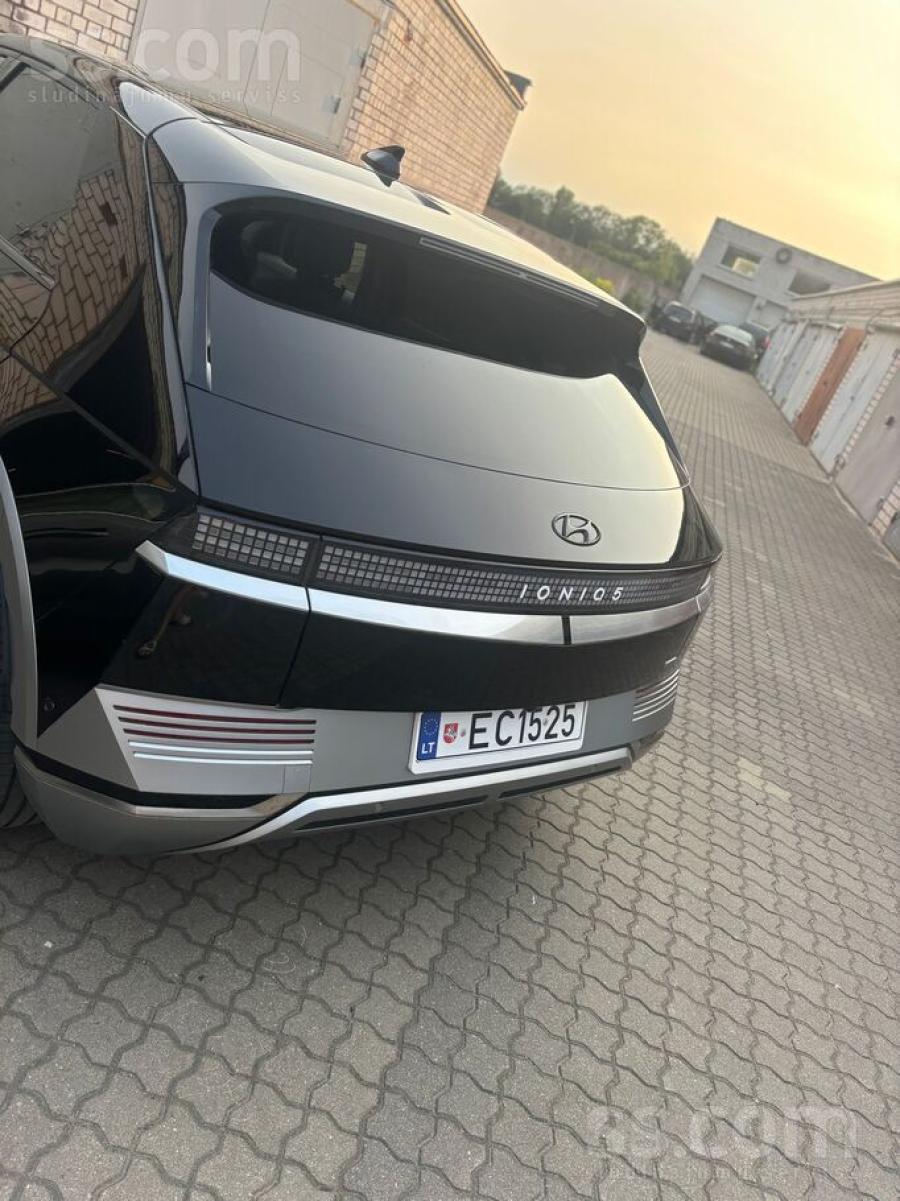 Black Hyundai Ioniq 2021 in Riga, with an engine capacity of 0.00 L and mileage of 74 thousand km for 25700 €, photo 15 on AUTOMOTO.COM.LV