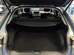 Blue Hyundai Ioniq 2022 in Riga, with an engine capacity of 0.00 L and mileage of 128 thousand km for 26990 €, photo 7 on AUTOMOTO.COM.LV