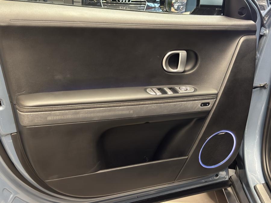 Blue Hyundai Ioniq 2022 in Riga, with an engine capacity of 0.00 L and mileage of 128 thousand km for 26990 €, photo 11 on AUTOMOTO.COM.LV